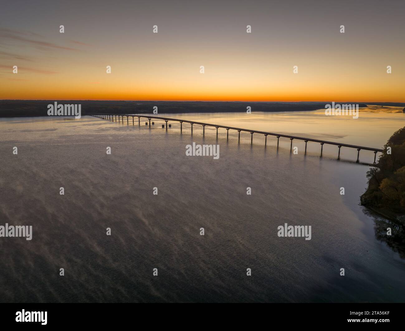 Natchez Trace National Parkway crosses the Tennessee River - John Coffee Memorial Bridge, aerial ...