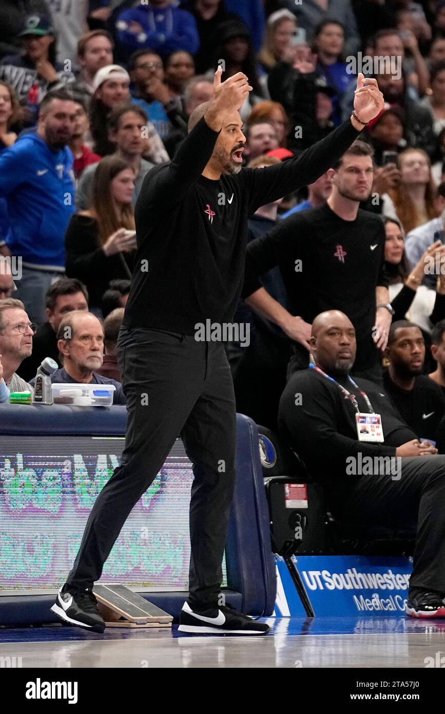 Houston Rockets head coach Ime Udoka instructs his team in the second ...