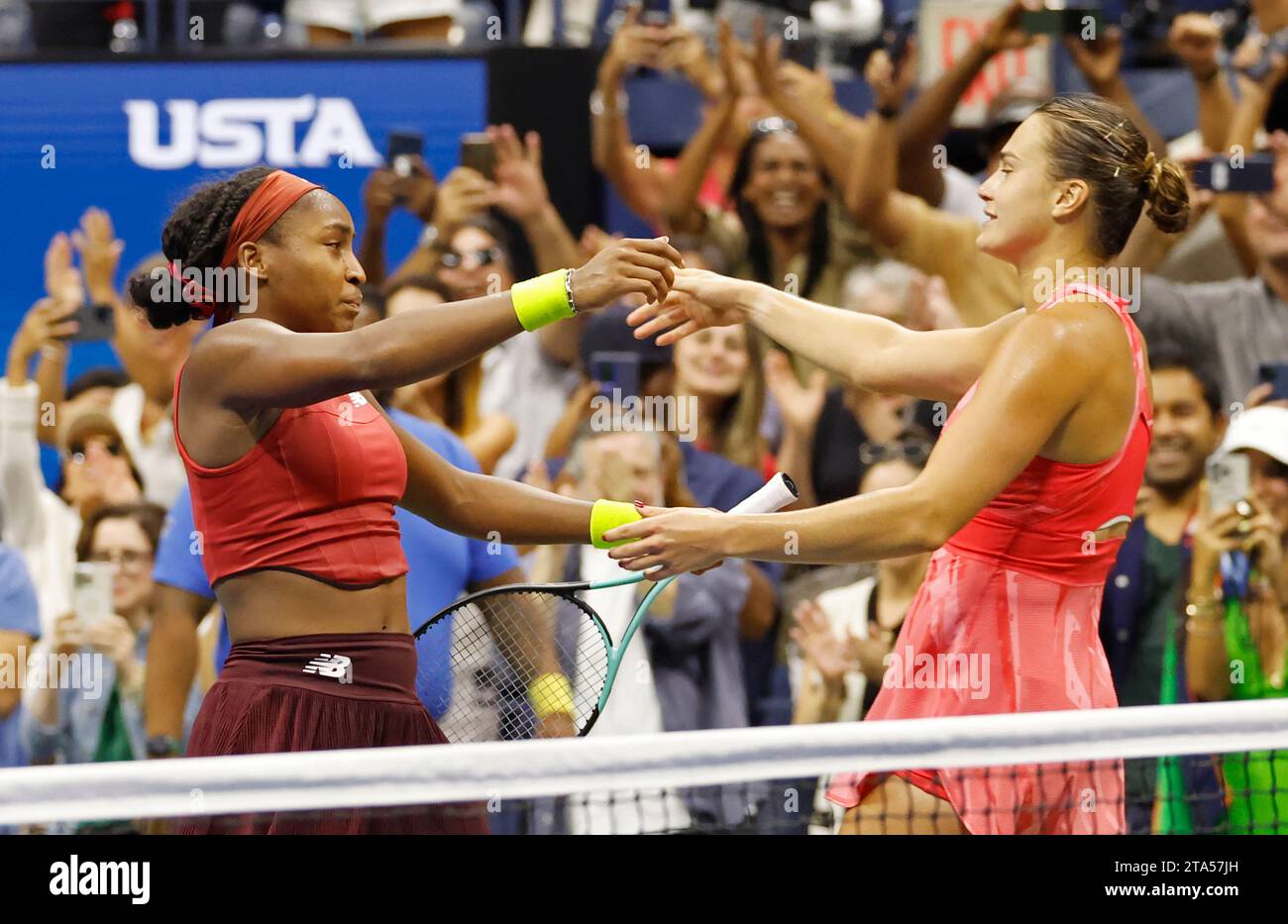 Flushing Meadow, United States. 09th Sep, 2023. Coco Gauff (L) reaches ...