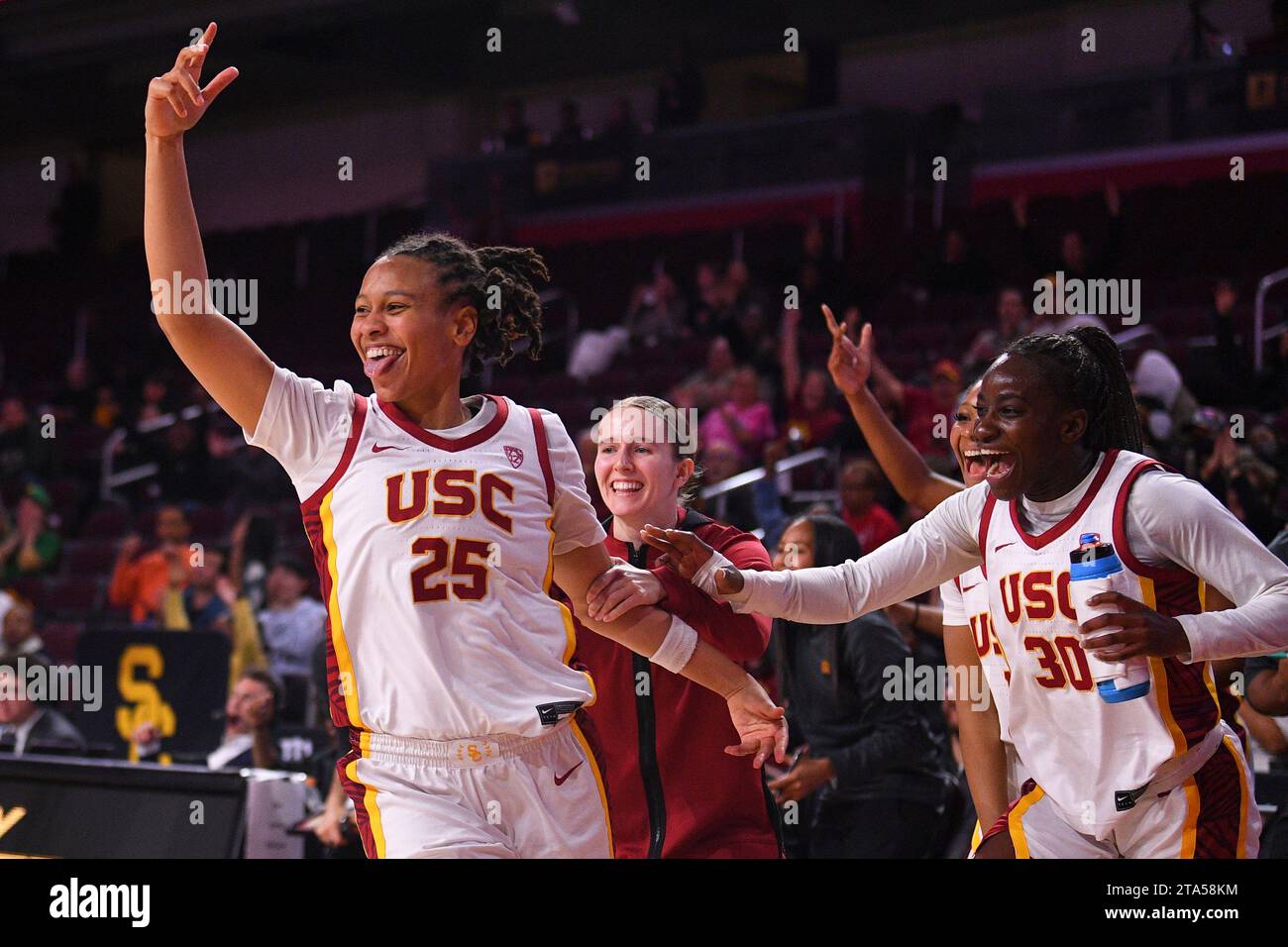 LOS ANGELES, CA - NOVEMBER 28: USC Trojans guard McKenzie Forbes (25 ...
