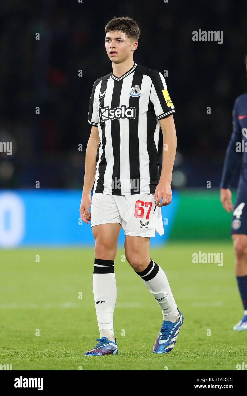 Lewis miley newcastle united hi-res stock photography and images - Alamy
