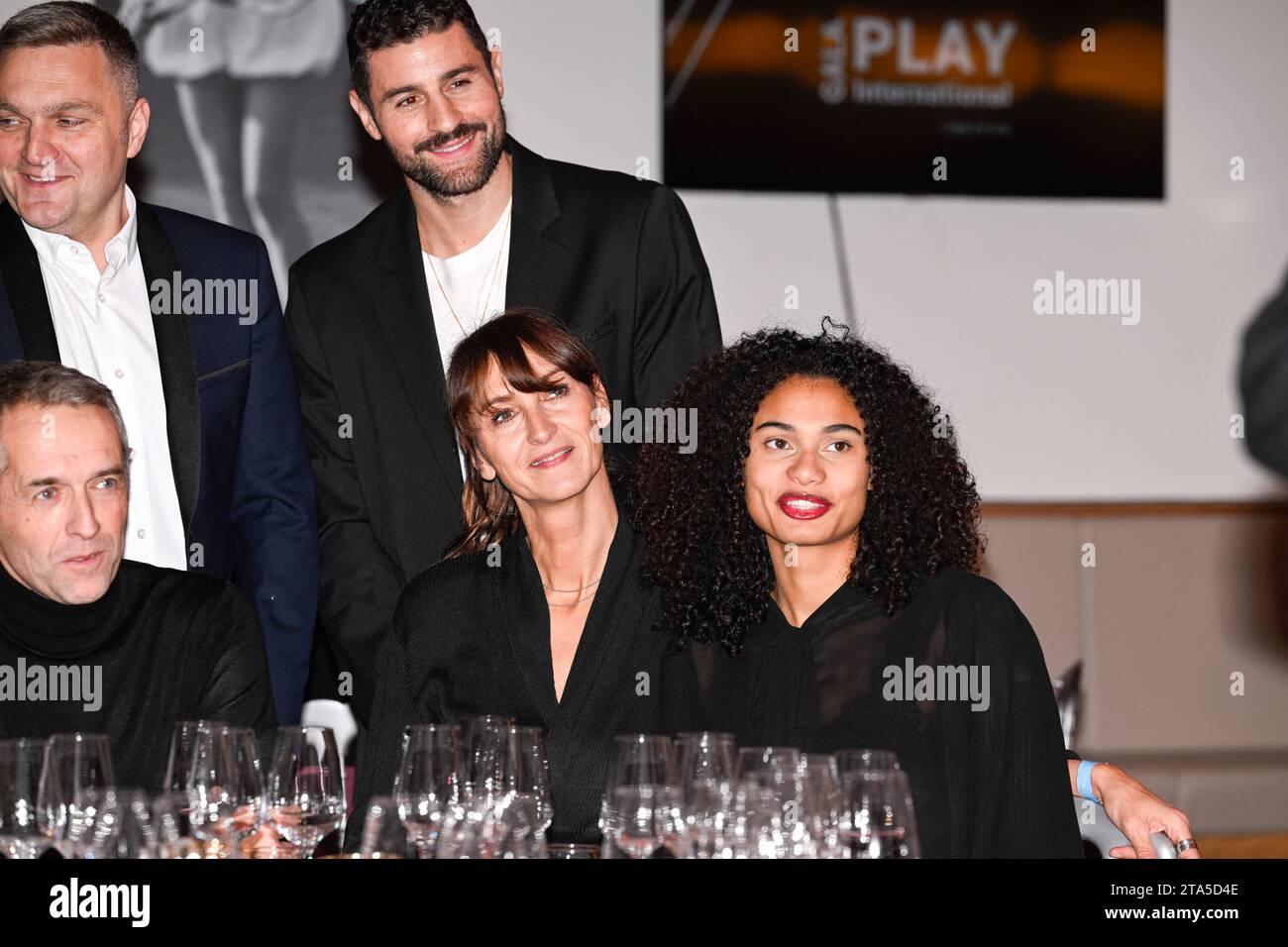 Paris, France. 28th Nov, 2023. Elodie de Fautereau and Eve Yema ...