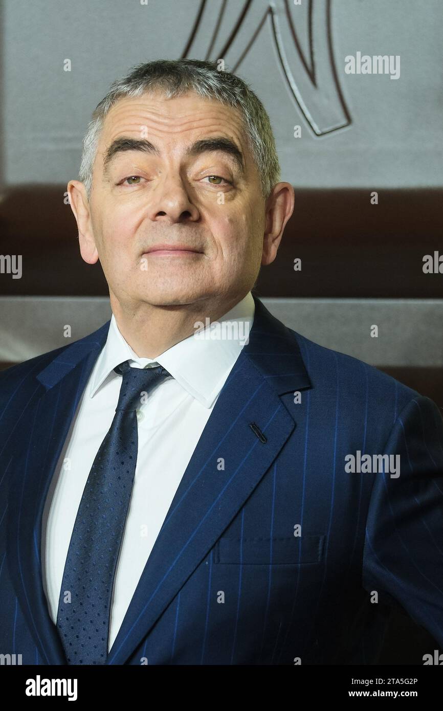 Rowan atkinson 2023 hi-res stock photography and images - Alamy