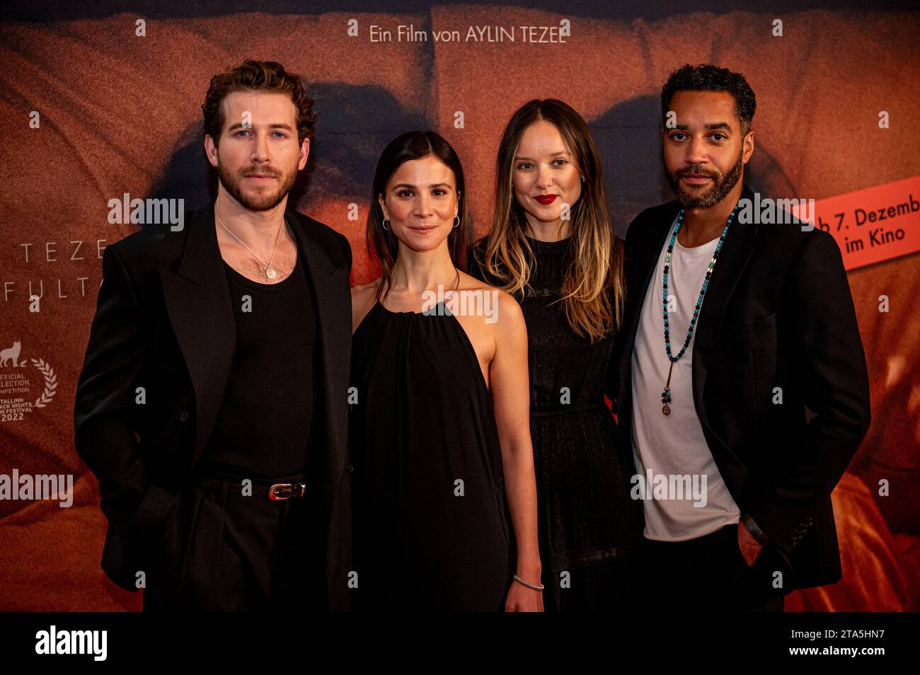 Berlin, Germany. 28th Nov, 2023. Chris Fulton (l-r), actor, Aylin Tezel ...