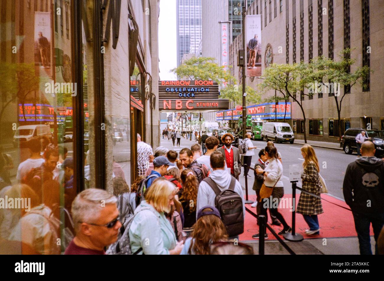 Line for the Top of the Rock, Rockefeller Center, New York City, United ...