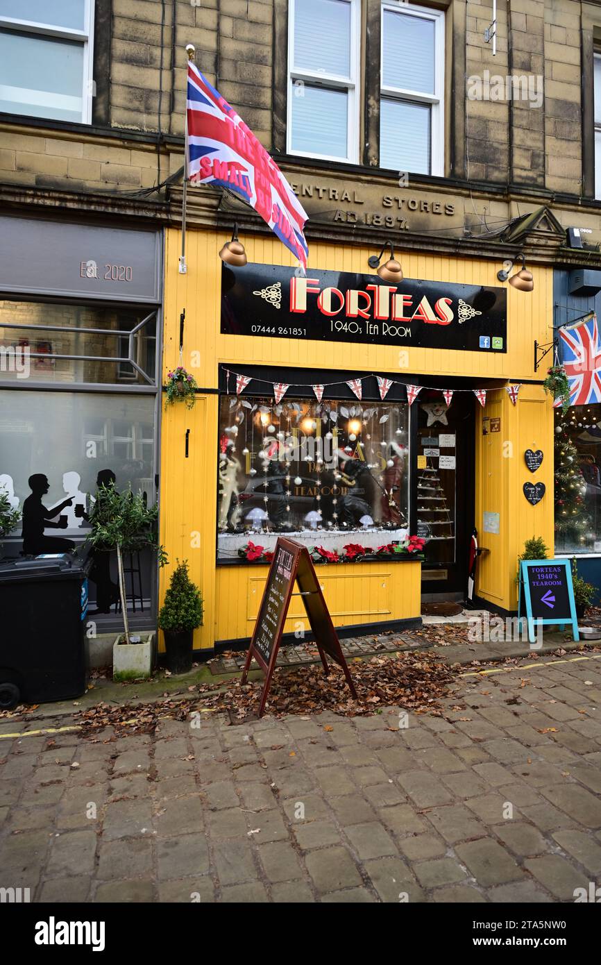 1940s themed cafe hi-res stock photography and images - Alamy