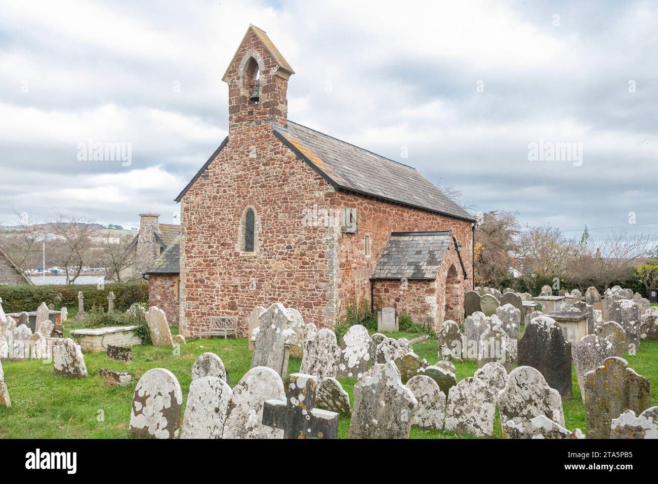 Devon graveyard hi-res stock photography and images - Alamy