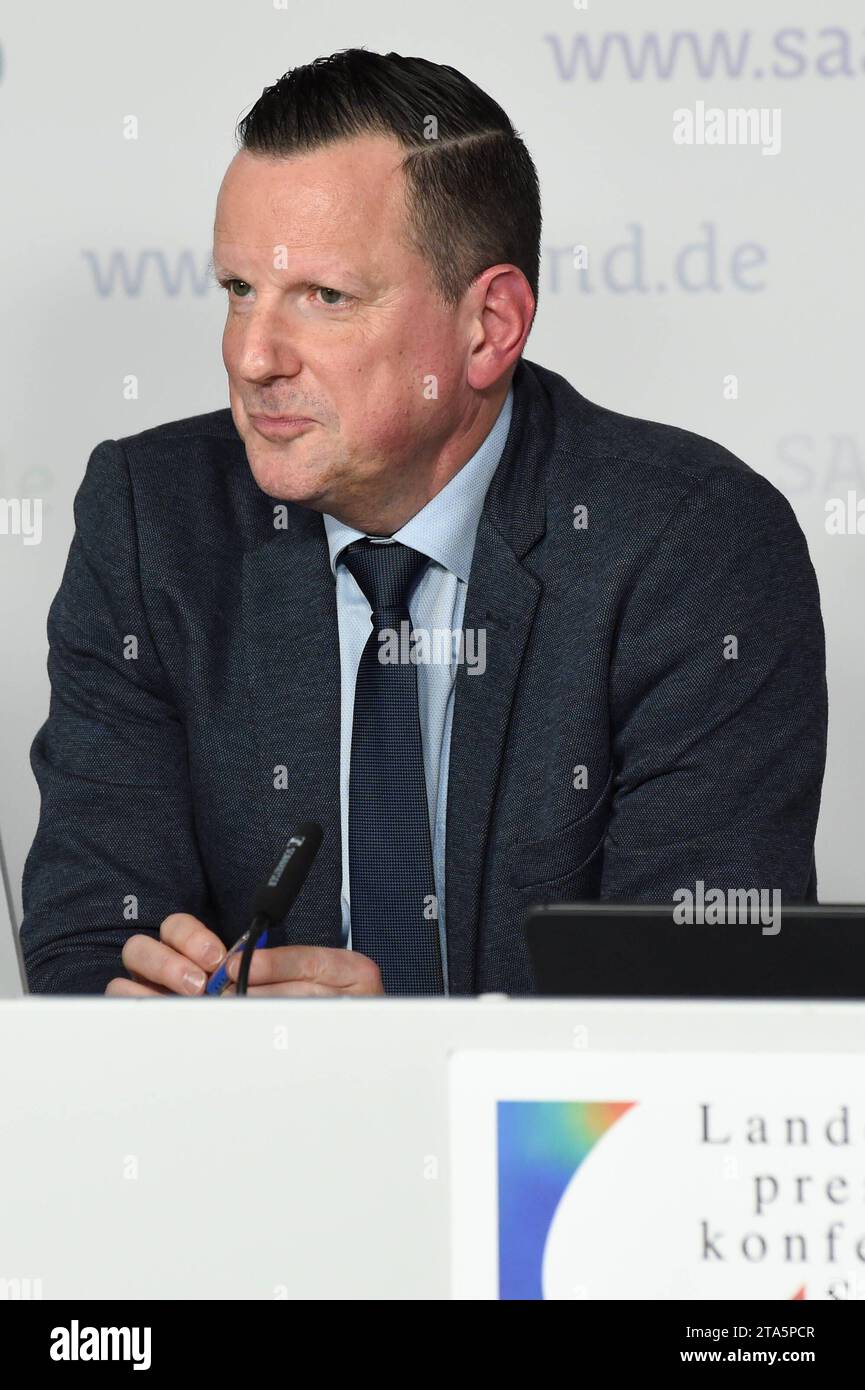 Zukunftsweisenden hi-res stock photography and images - Alamy