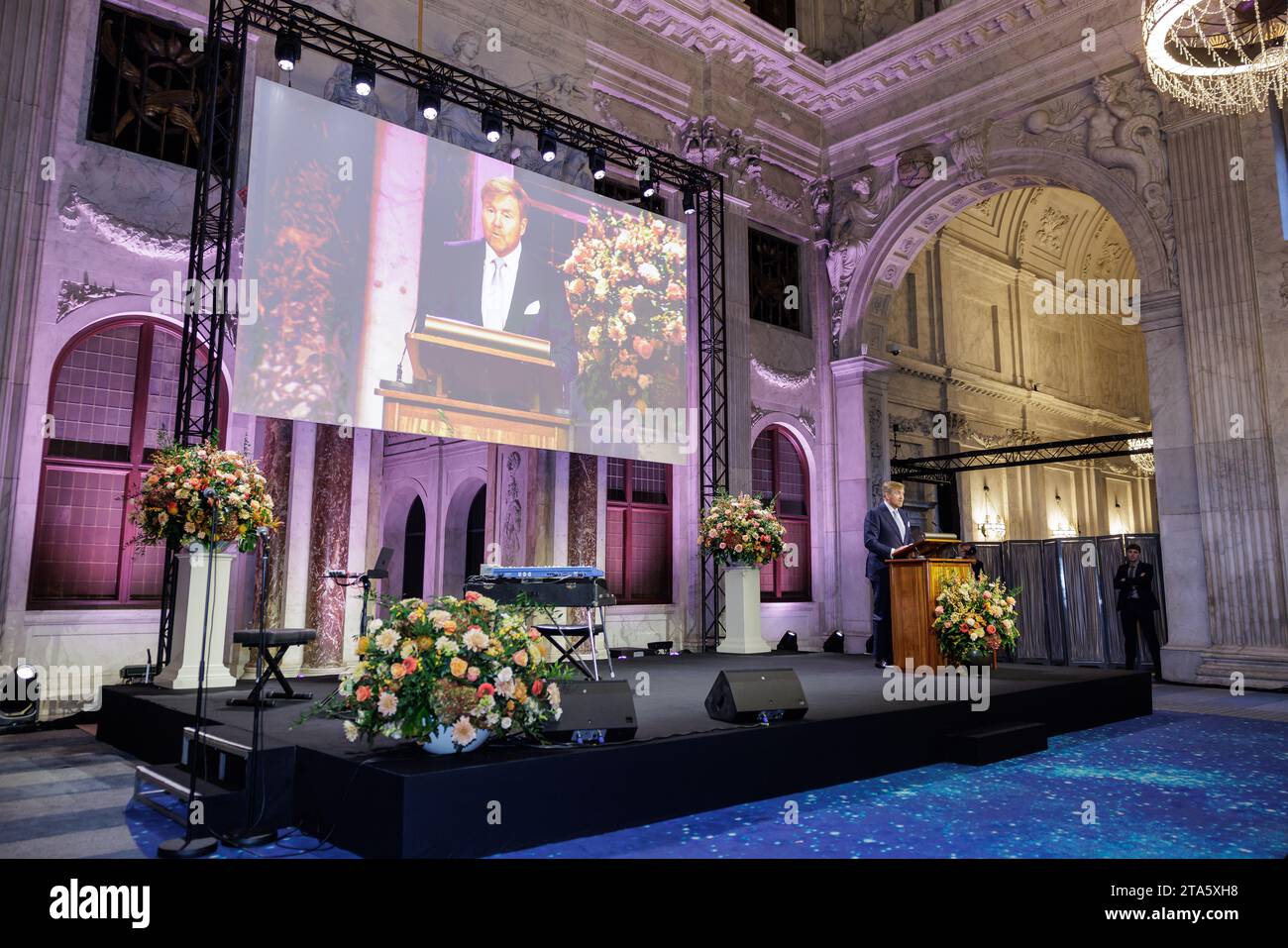 Amsterdam The Netherlands 28 11 2023 His Majesty The King Presents The Erasmus Prize To The