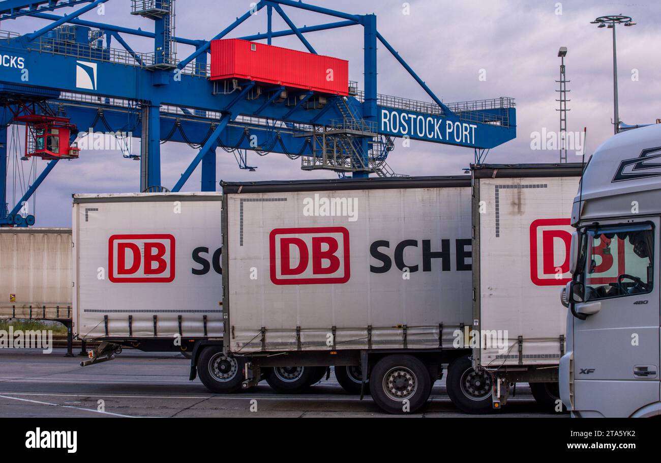 Rostock, Germany. 21st Nov, 2023. Trailers belonging to the logistics ...