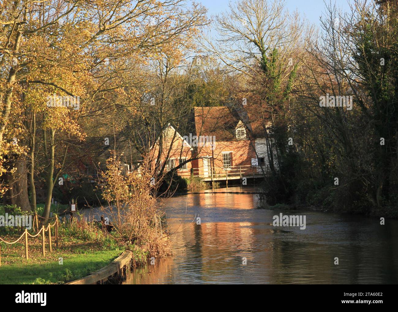 Bridge Cottage, Flatford Mill, Suffolk Stock Photo - Alamy