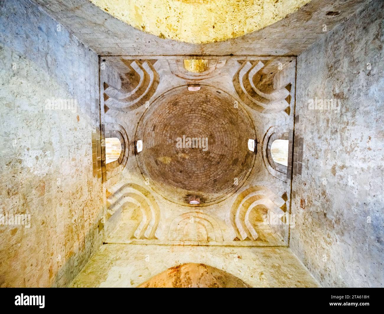 Hemispherical dome hi-res stock photography and images - Alamy