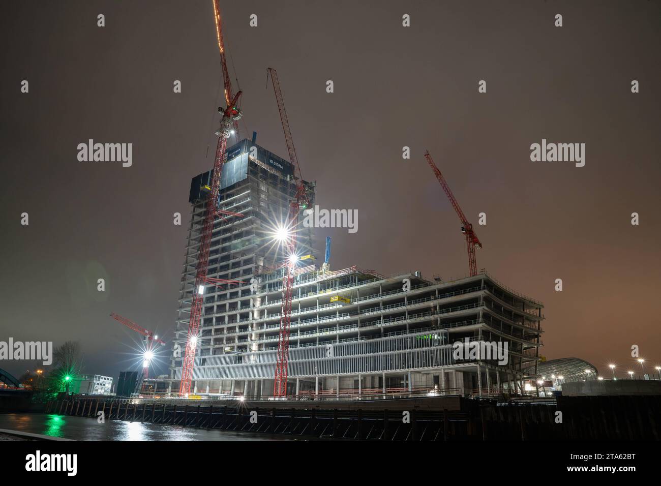 Elbtower in Hamburg - Baustopp im Oktober 2023 Baustelle nach Einstellung der der Zahlungen an ...