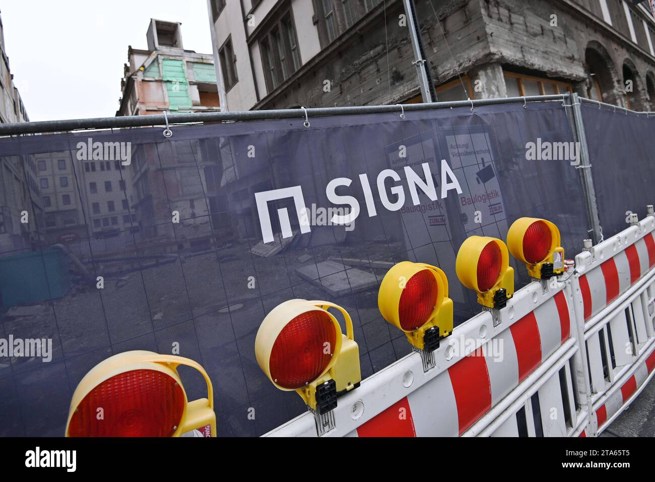 Signa Holding: Mutterfirma des Benko-Imperiums ist insolvent ...
