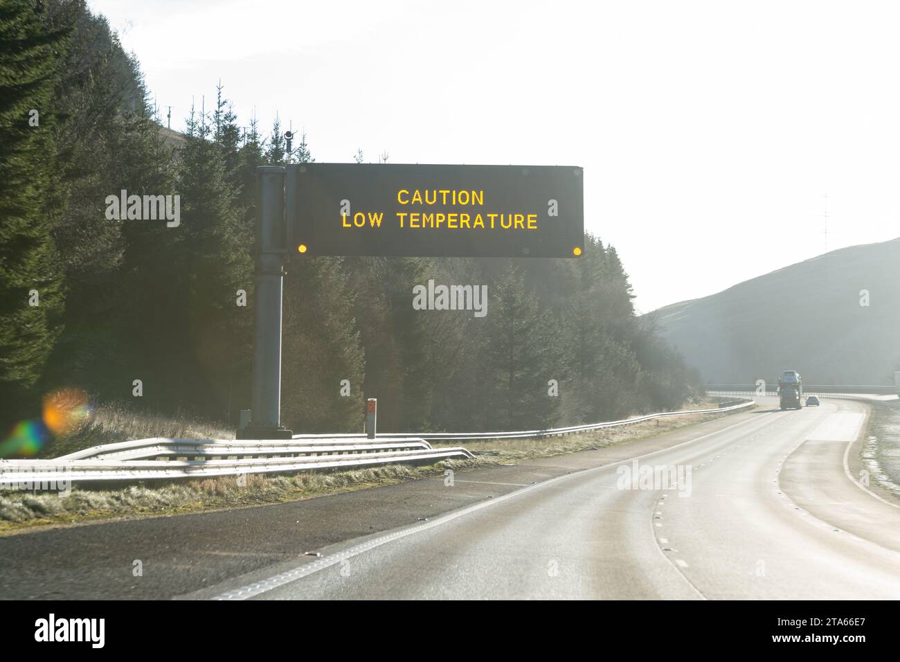 M74 low temperature warning hi-res stock photography and images - Alamy