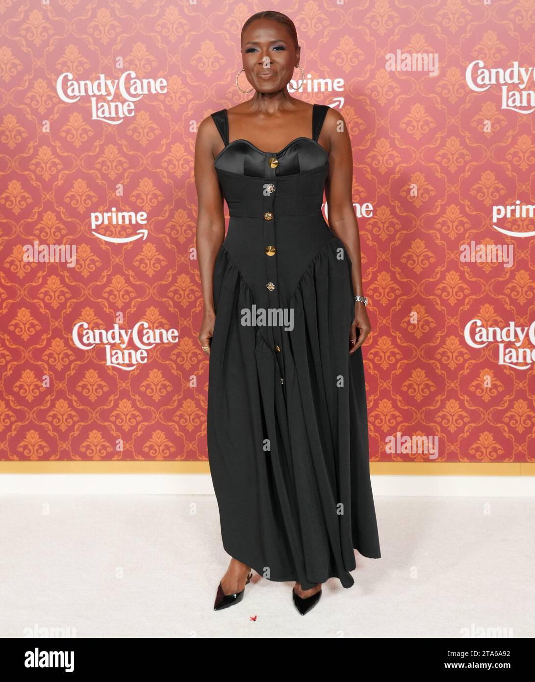 Los Angeles, USA. 28th Nov, 2023. Deborah Joy Winans arrives at the ...