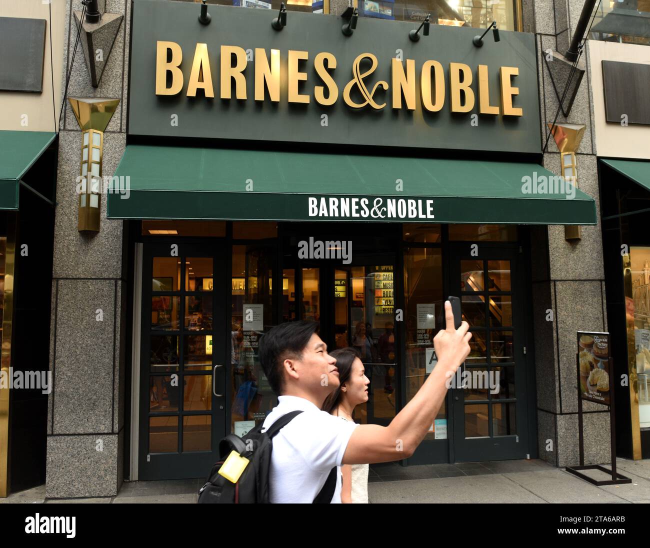 N barnes hi-res stock photography and images - Alamy