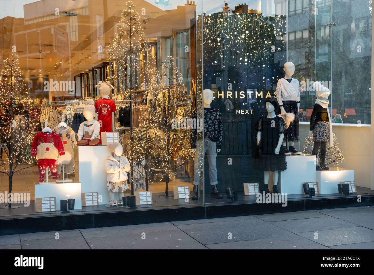 Next clothing hi-res stock photography and images - Alamy