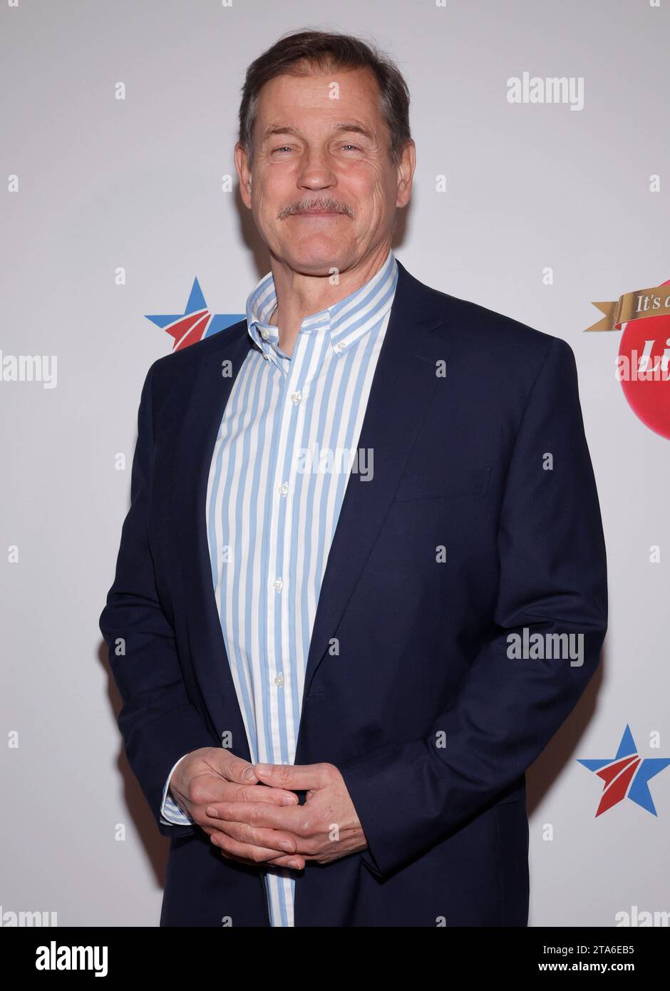 BEVERLY HILLS, CA 0 NOVEMBER 28: Michael Par at Gift Of A Lifetime Red ...