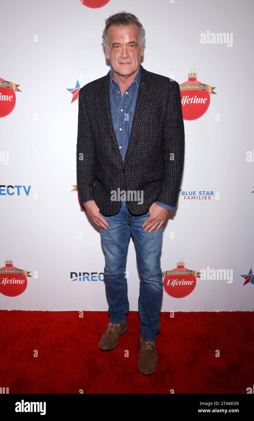 BEVERLY HILLS, CA 0 NOVEMBER 28: Bruce Thomas at Gift Of A Lifetime Red ...