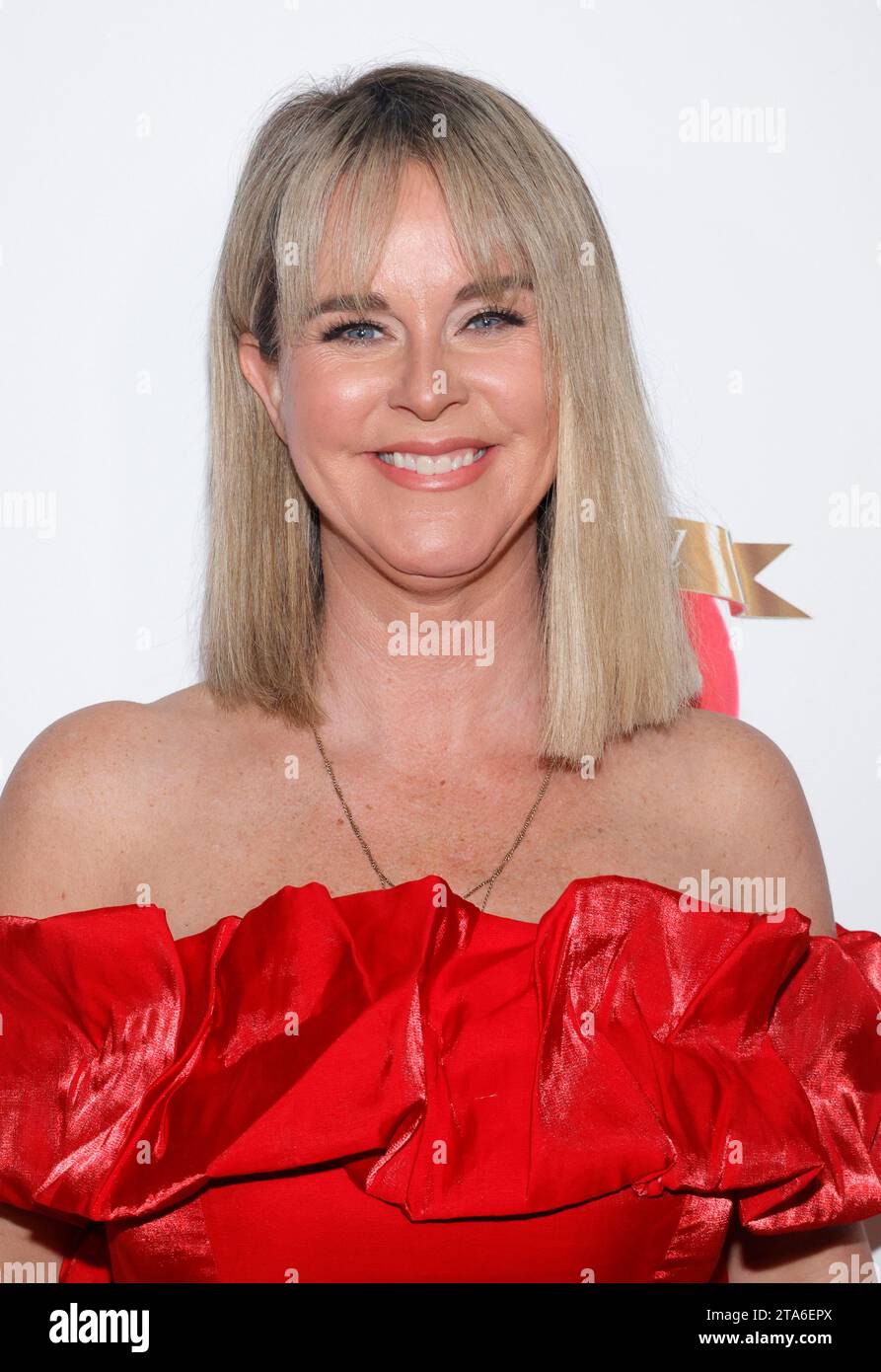 BEVERLY HILLS, CA 0 NOVEMBER 28: Christie Will Wolf at Gift Of A ...