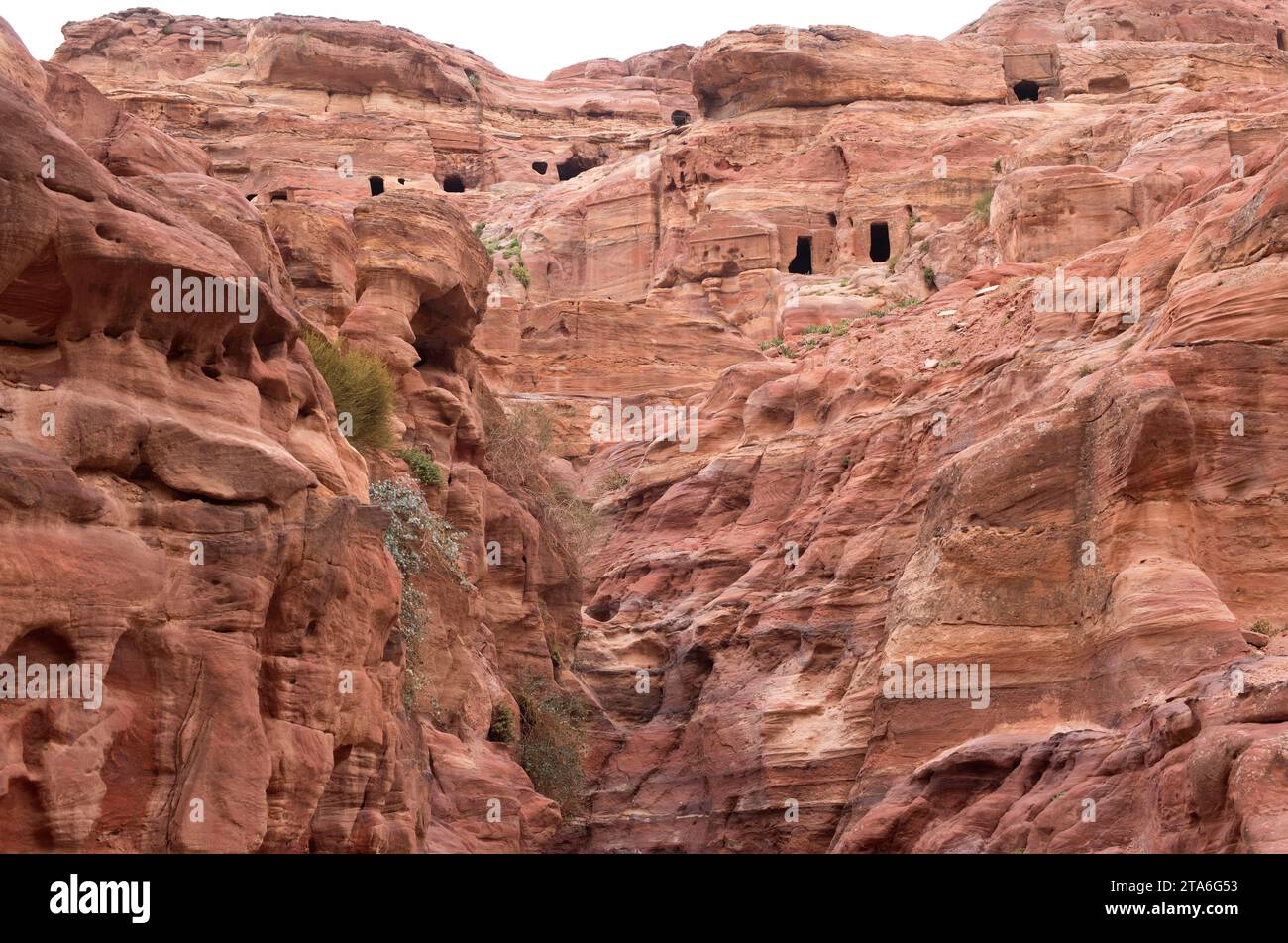 Petra, Wadi Kharareeb and rock graves. Ma'an Governorate, Jordan Stock ...