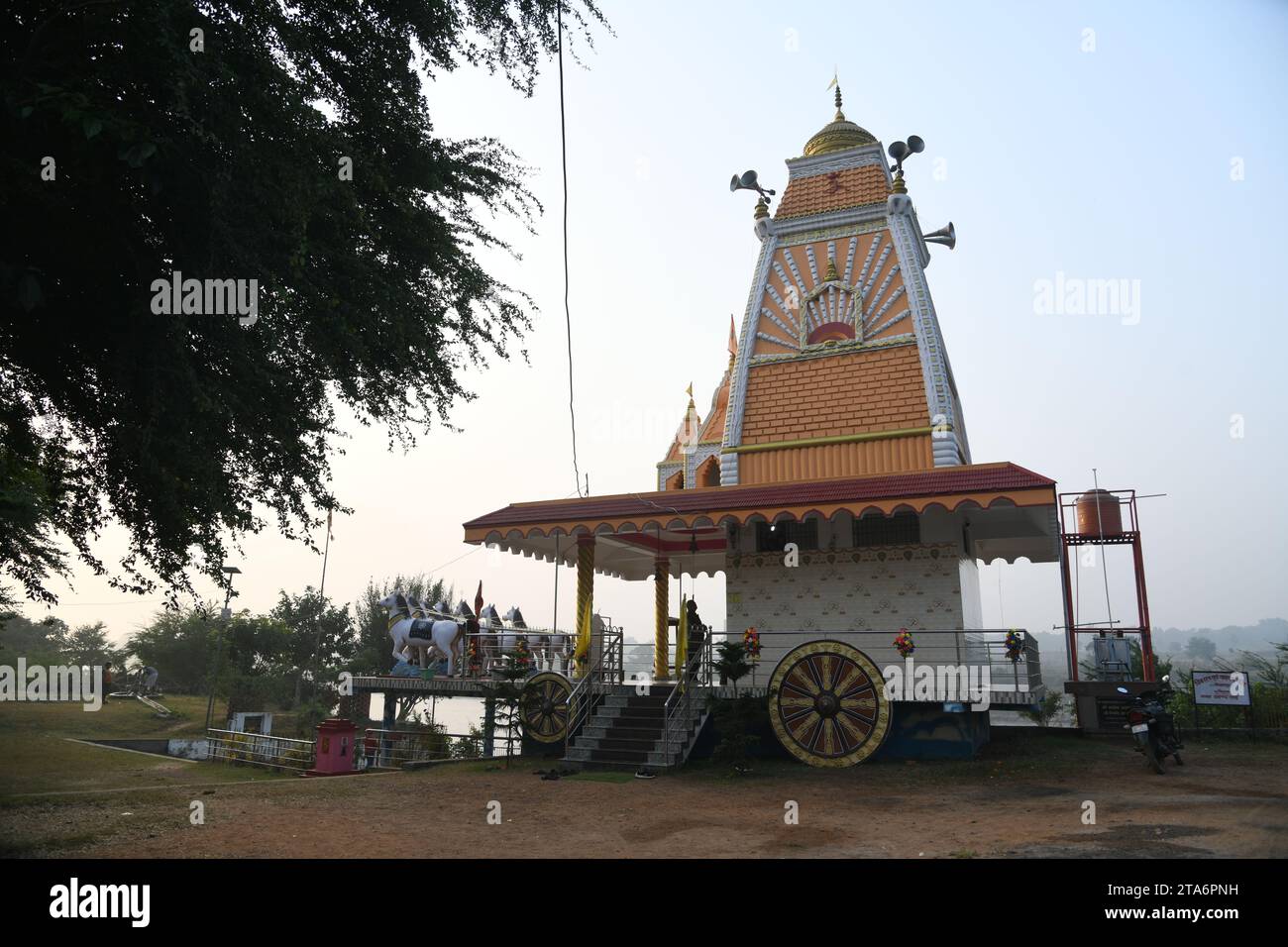 Hindu temple surya narayan mandir hi-res stock photography and images ...