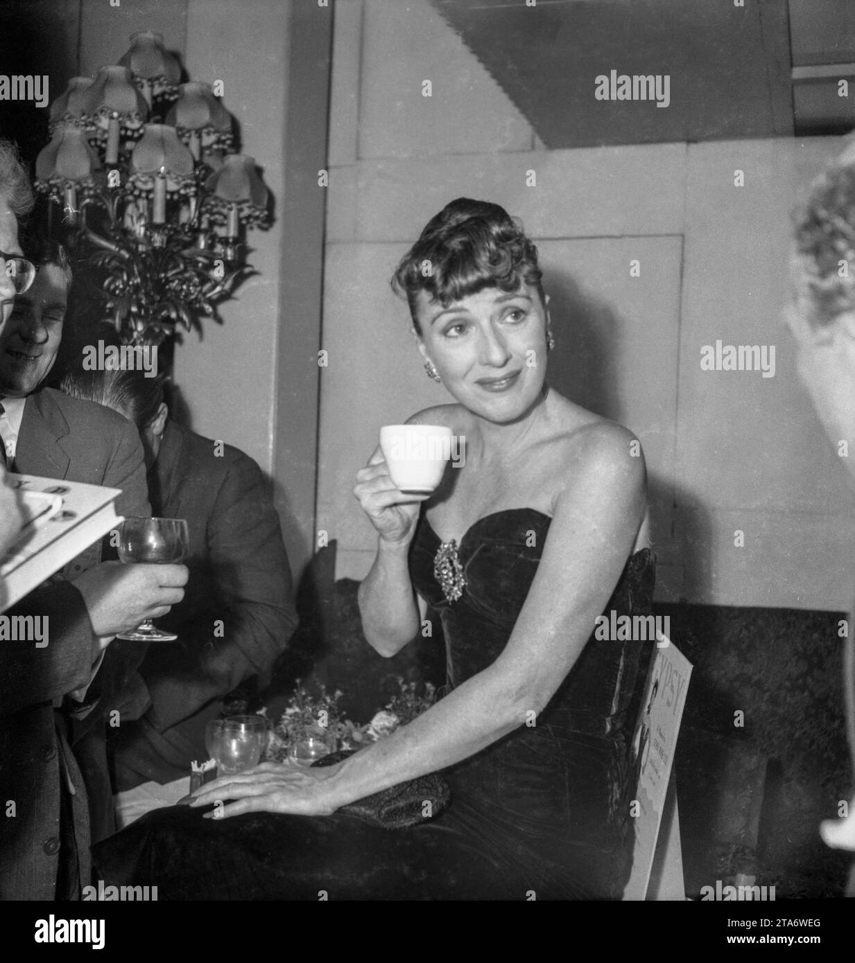 Gypsy rose lee hi-res stock photography and images - Alamy