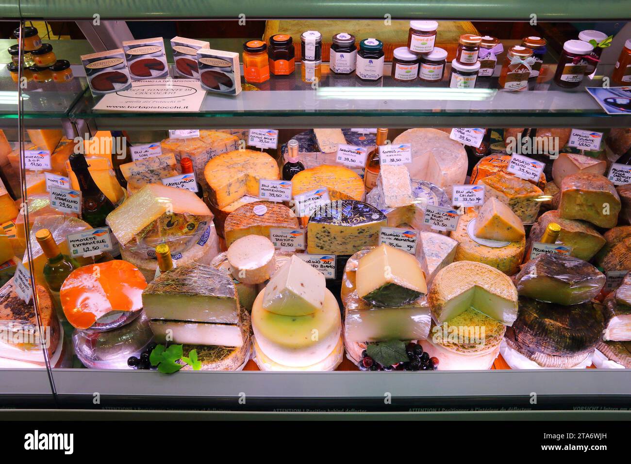 Moncenisio hi-res stock photography and images - Alamy