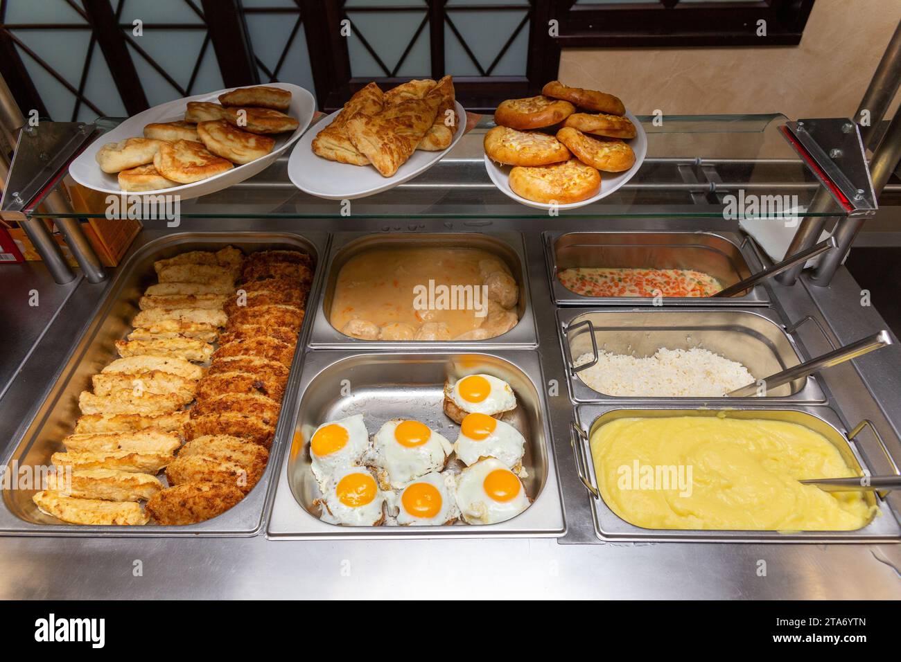 Cafeteria trays hi-res stock photography and images - Alamy