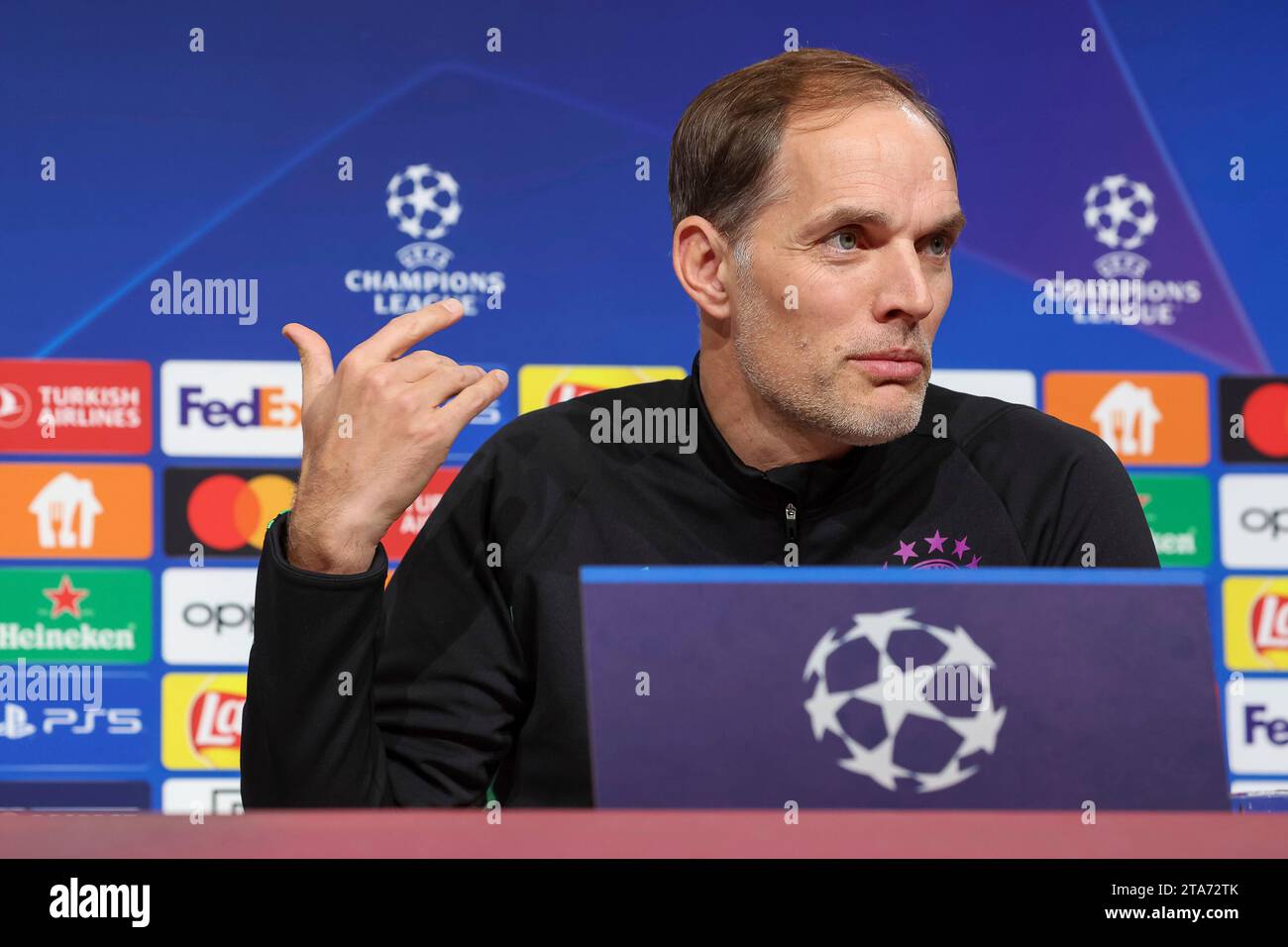 Muenchen, Deutschland. 28th Nov, 2023. Thomas Tuchel (FC Bayern ...