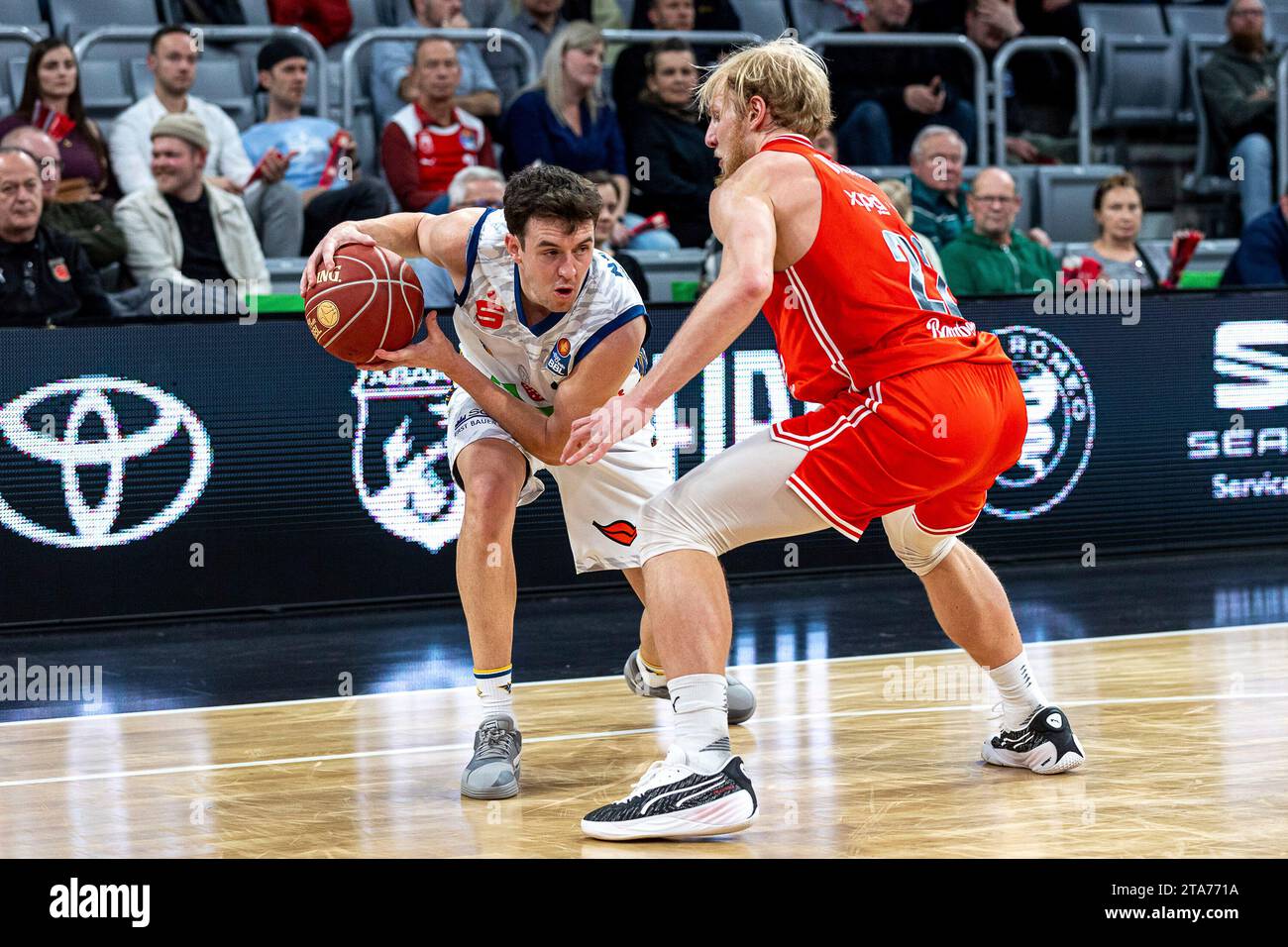 Bamberg, Deutschland. 28th Nov, 2023. Tyler Nelson (Rostock Seawolves ...