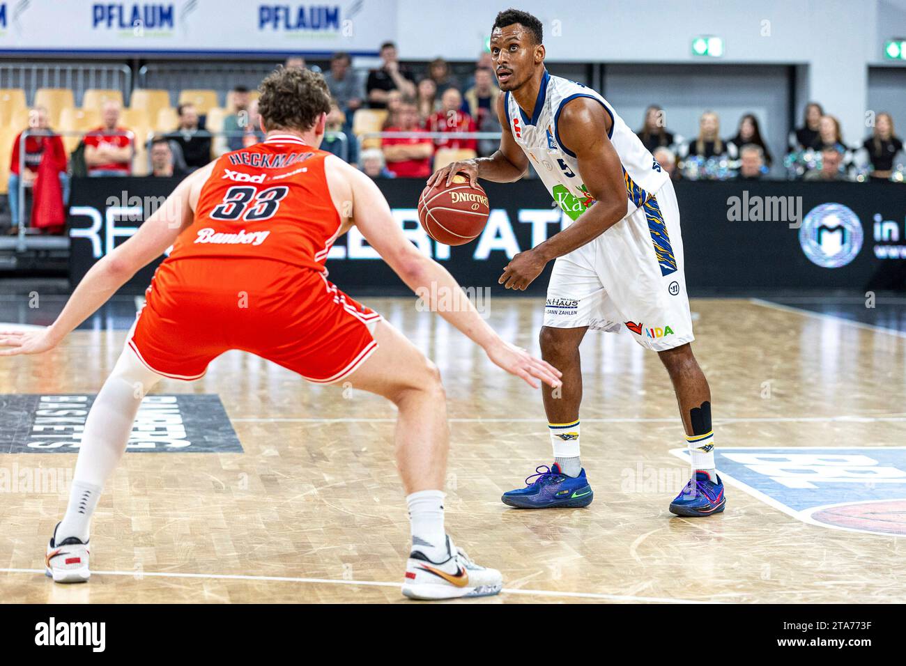 Bamberg, Deutschland. 28th Nov, 2023. Patrick Heckmann (Bamberg Baskets ...