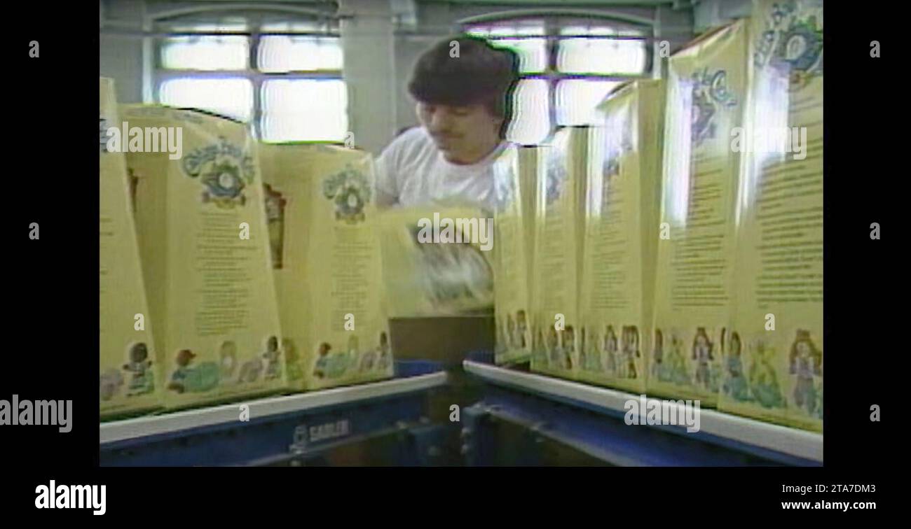 BILLION DOLLAR BABIES: THE TRUE STORY OF THE CABBAGE PATCH KIDS ...