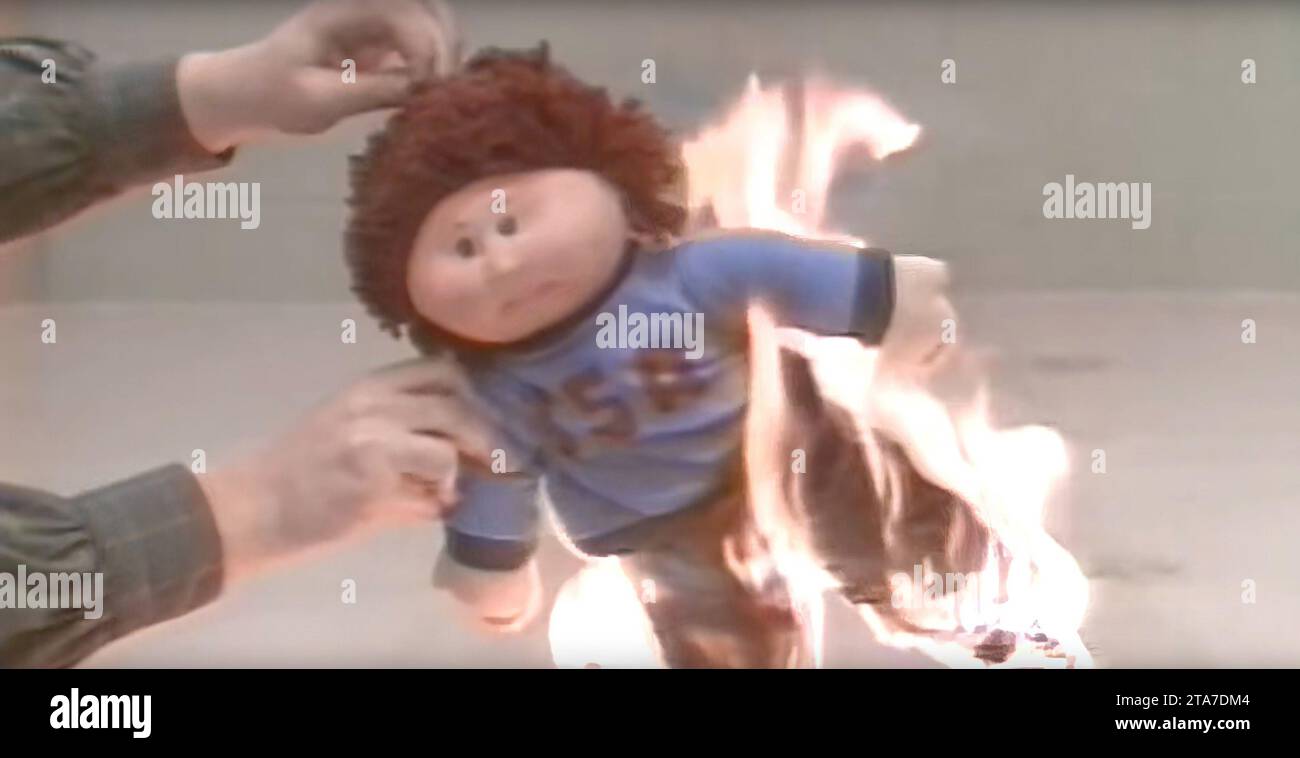 BILLION DOLLAR BABIES: THE TRUE STORY OF THE CABBAGE PATCH KIDS ...