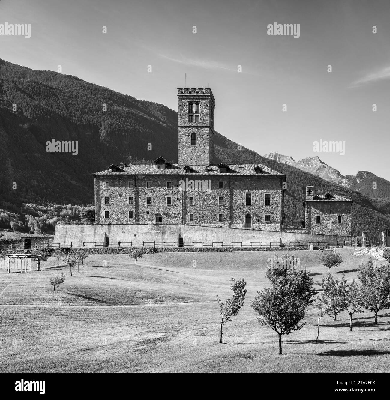 Sarre royal castle hi-res stock photography and images - Alamy