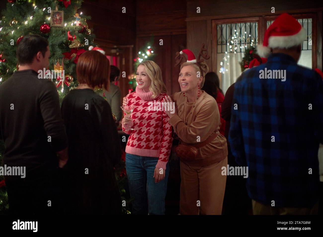 HOLIDAY HOTLINE, center from left: Emily Tennant, Marina Stephenson ...