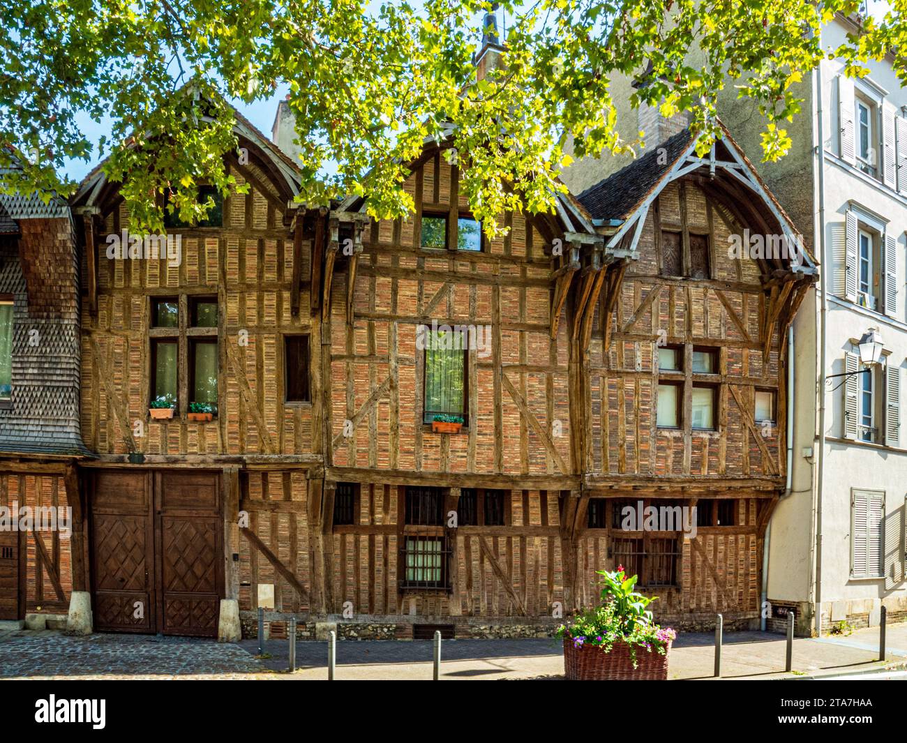 Half timber design hi-res stock photography and images - Alamy