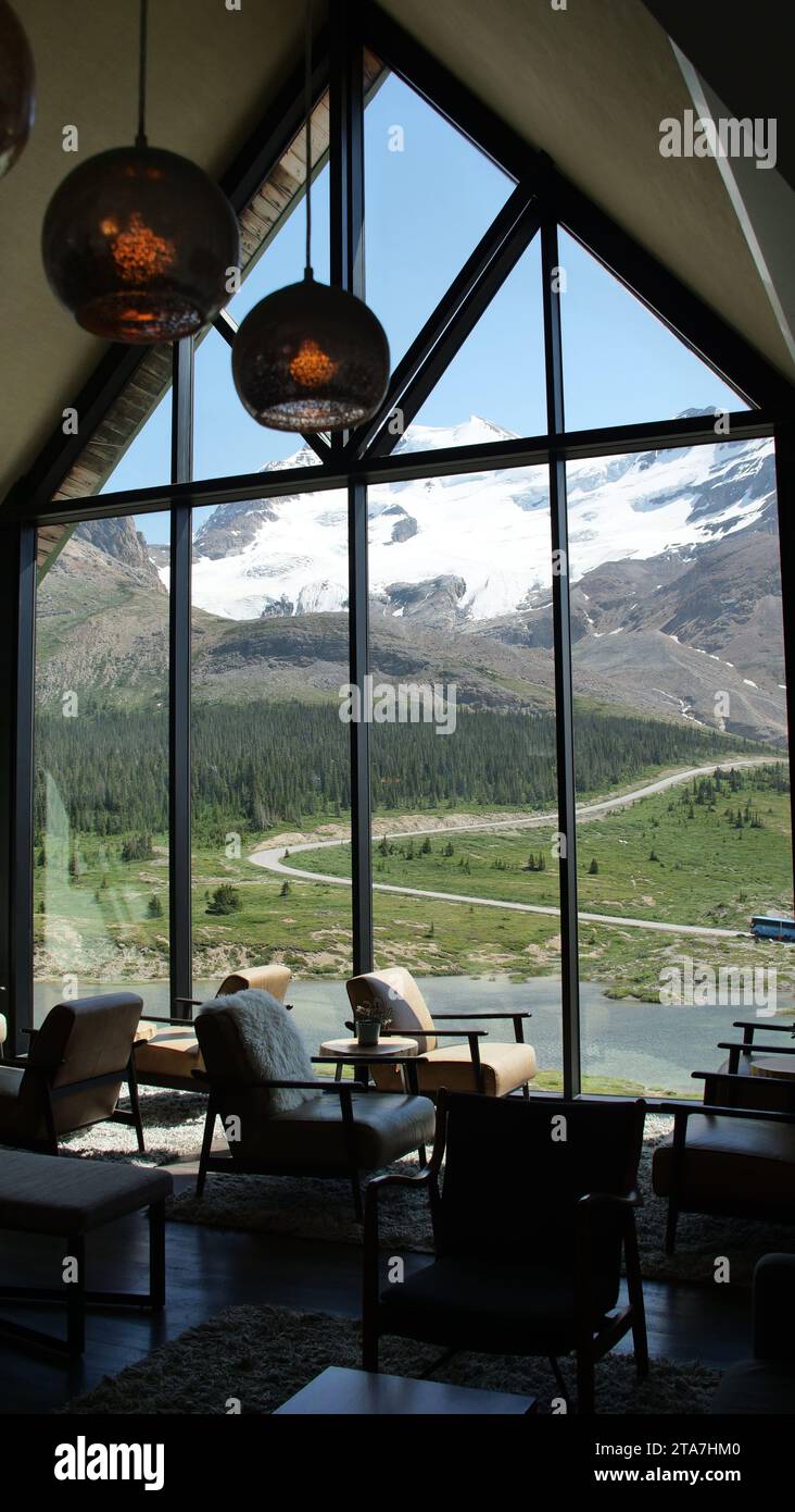 Glacier View Lodge, Columbia Icefield, Alberta Stock Photo - Alamy