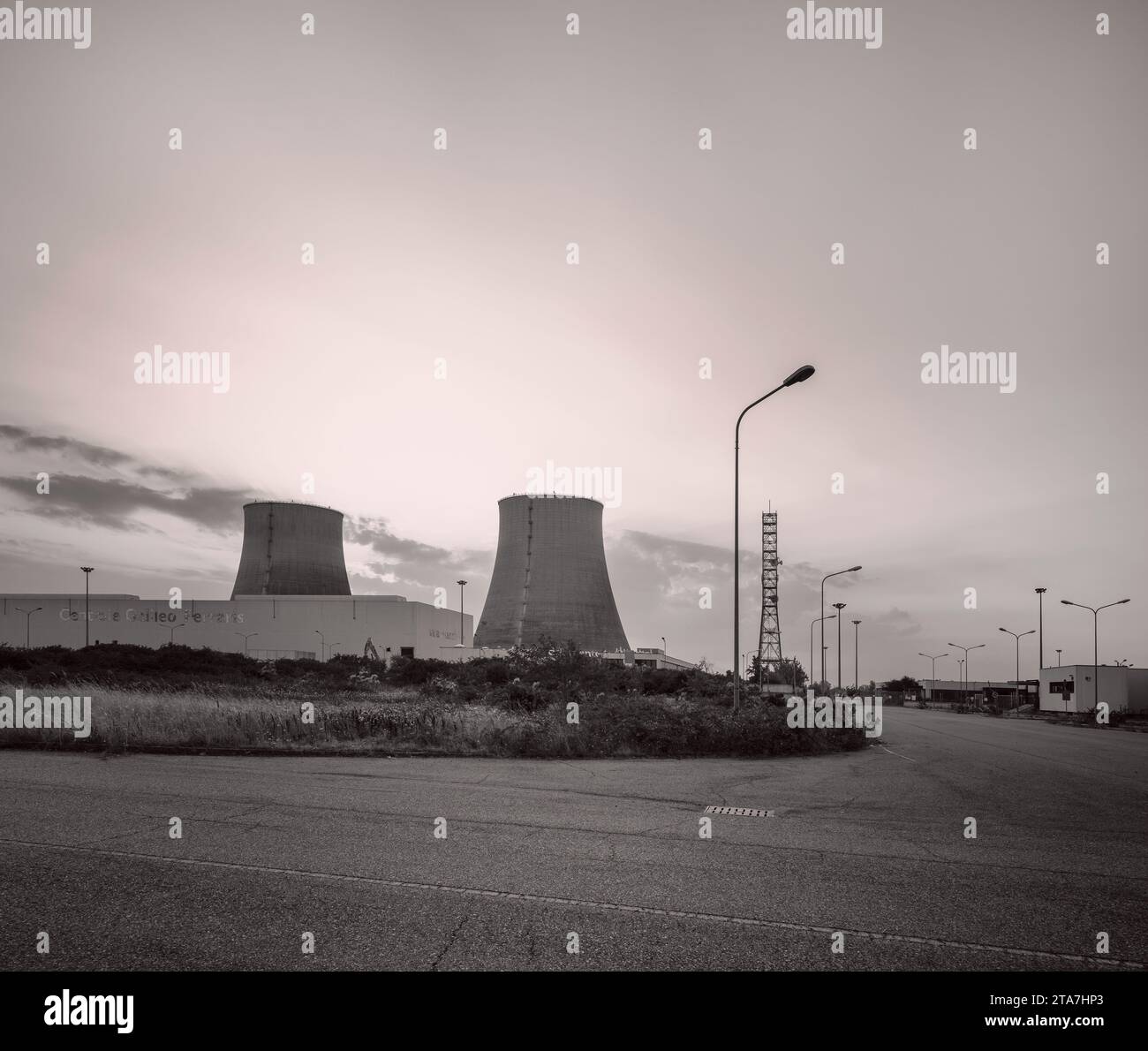 Thermoelectric power plant hi-res stock photography and images - Alamy