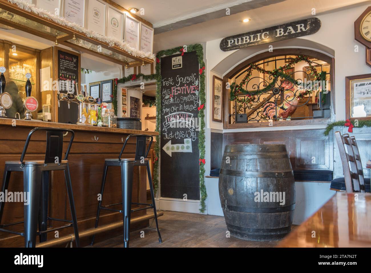 November 2023 in the bar at the gamecock austwick hi-res stock ...