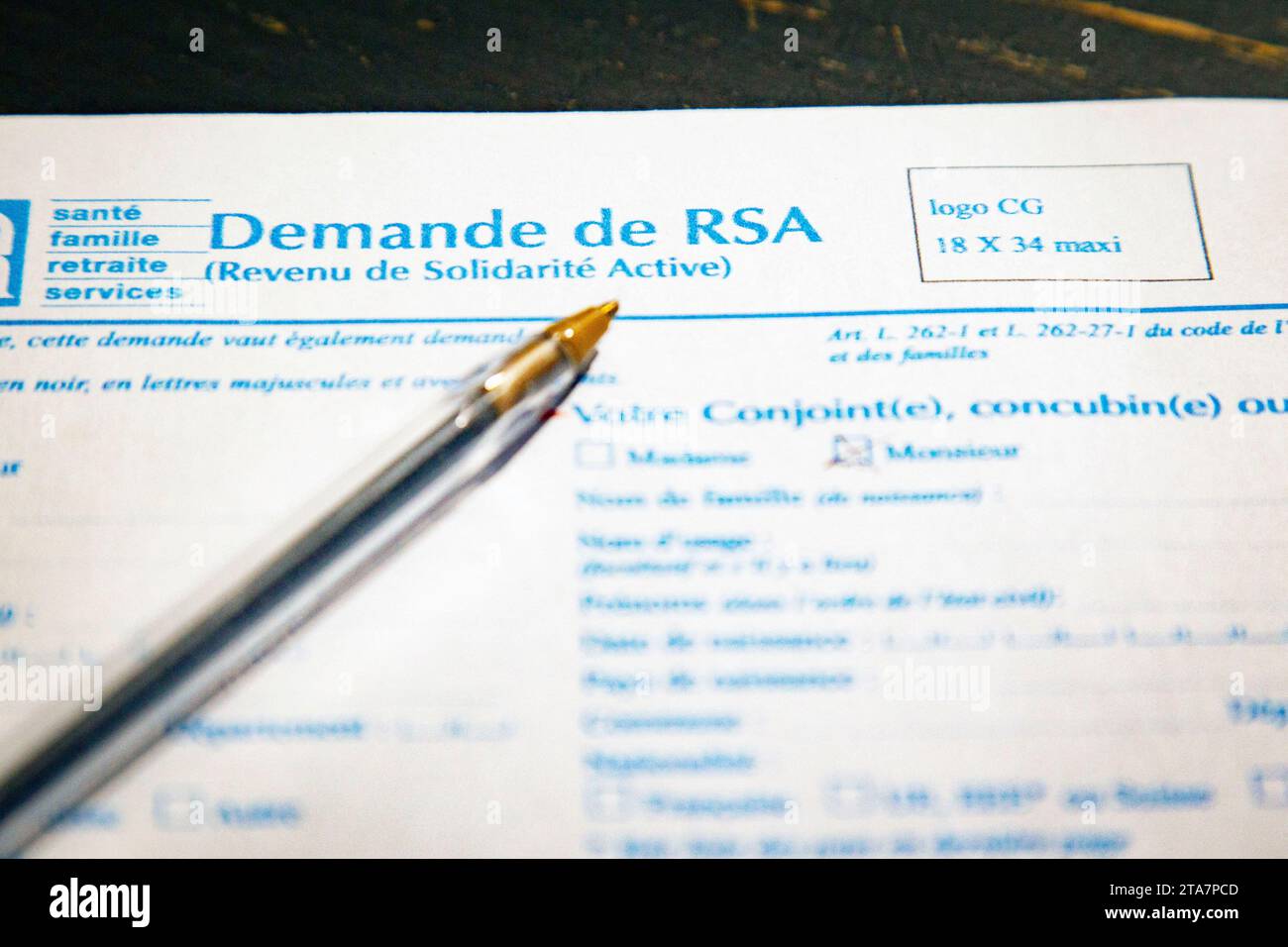 Illustration of the RSA (Active Solidarity Income), an application form ...