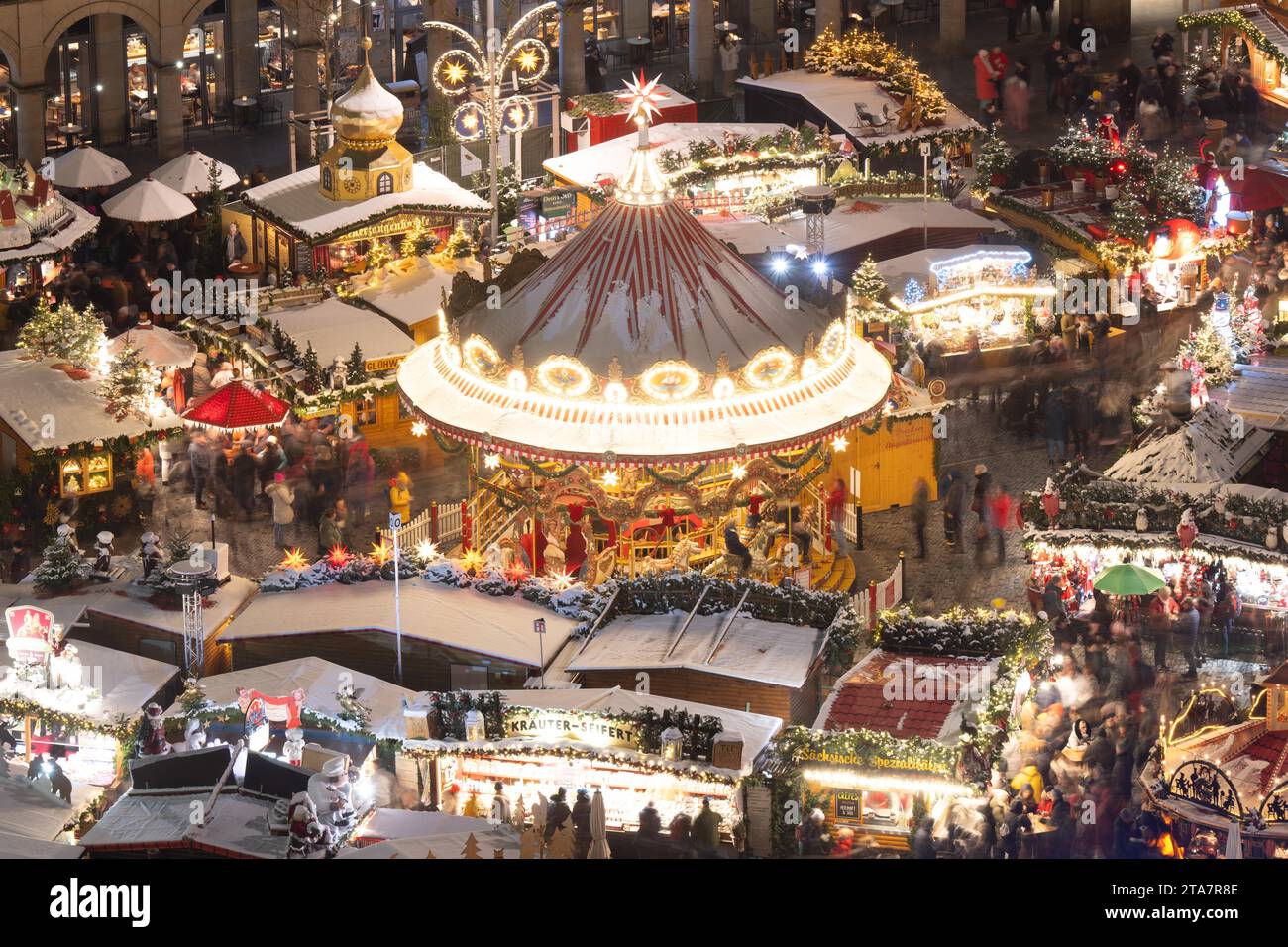 Dresden, Germany. 29th Nov, 2023. The stalls at the 589th Dresden ...