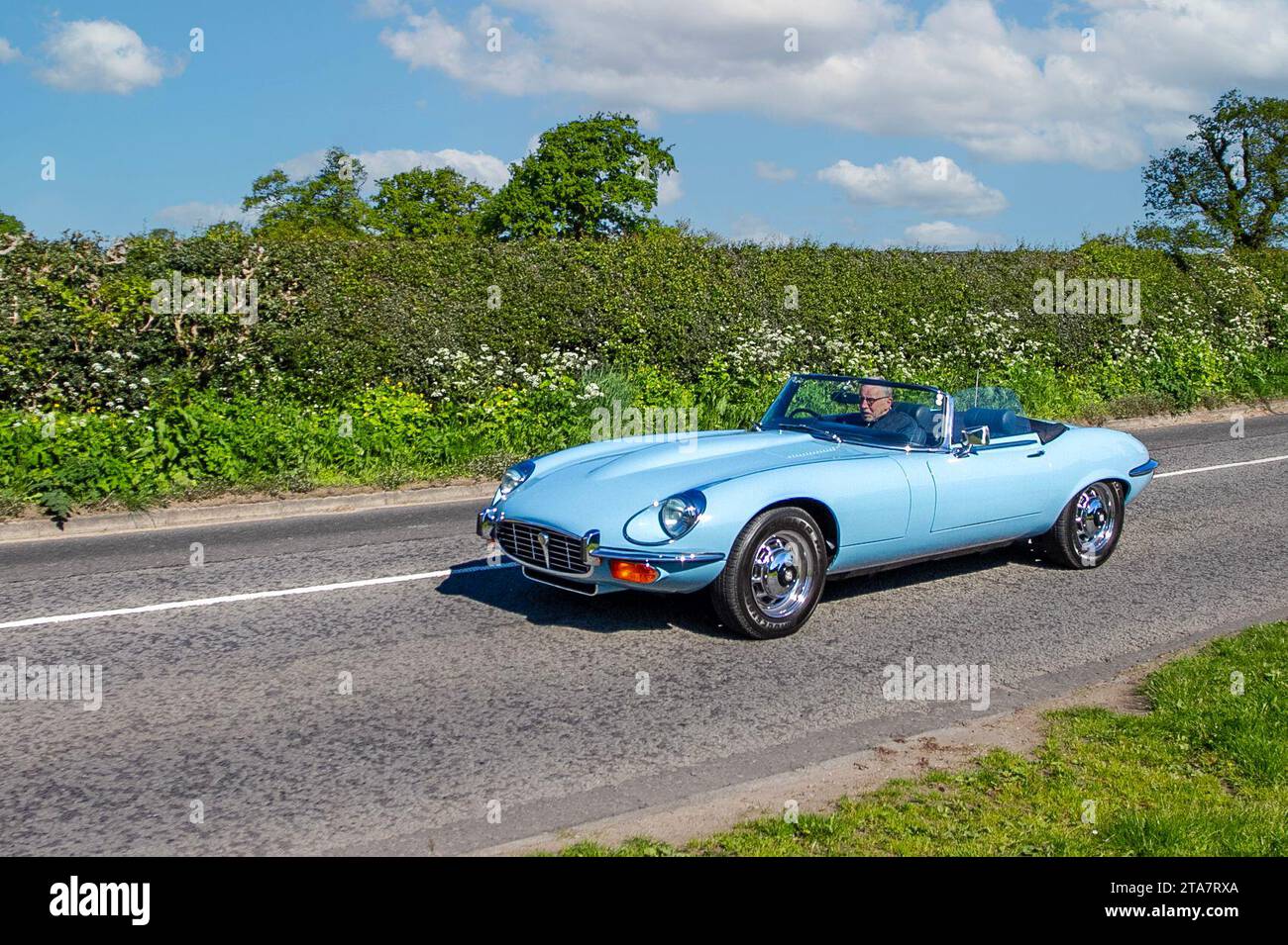 1971 70s blue British Jaguar 2+2 E Type 5343 cc petrol sports car ...