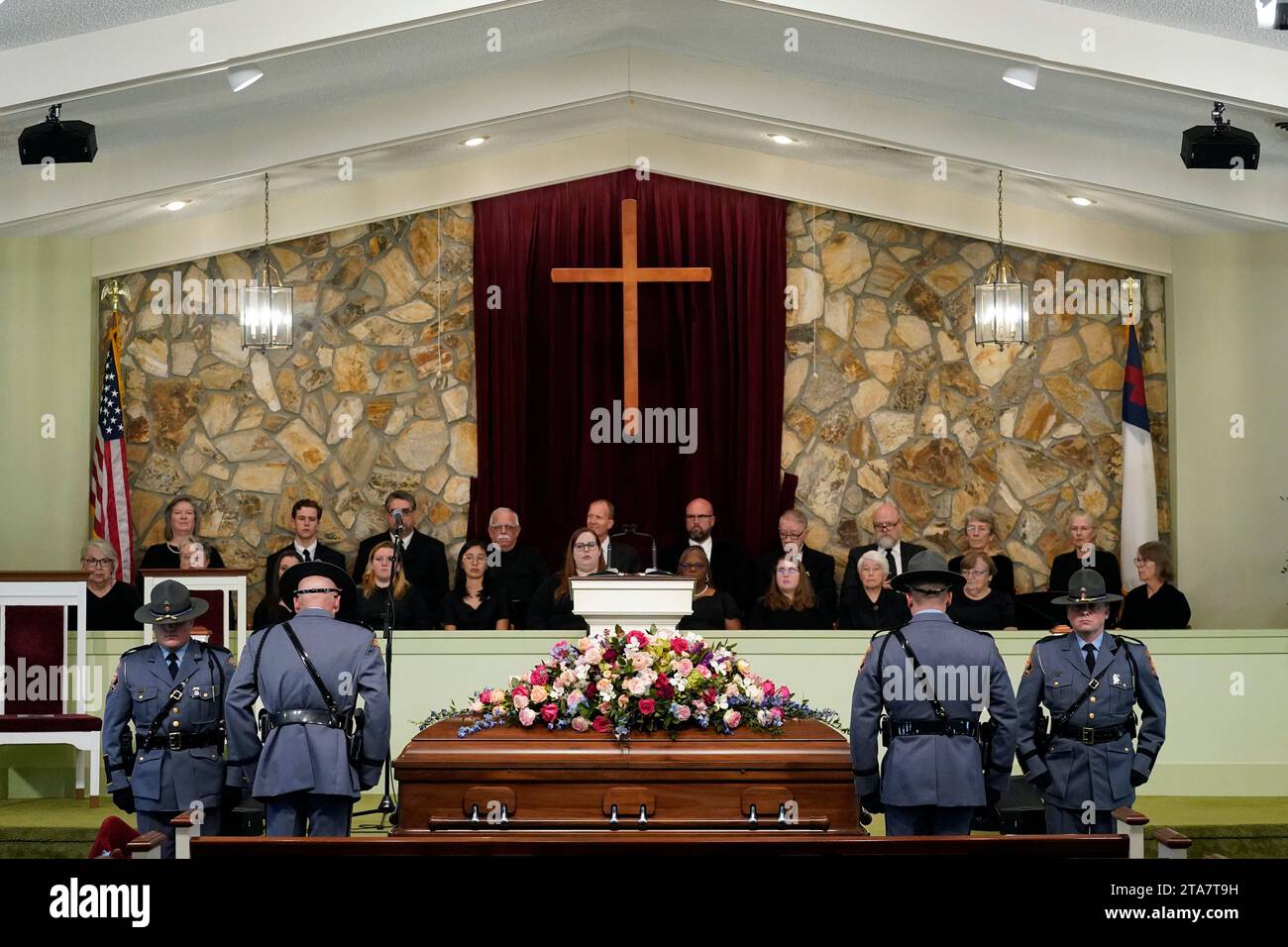 Plains, United States. 29th Nov, 2023. An honor guard from the Georgia ...