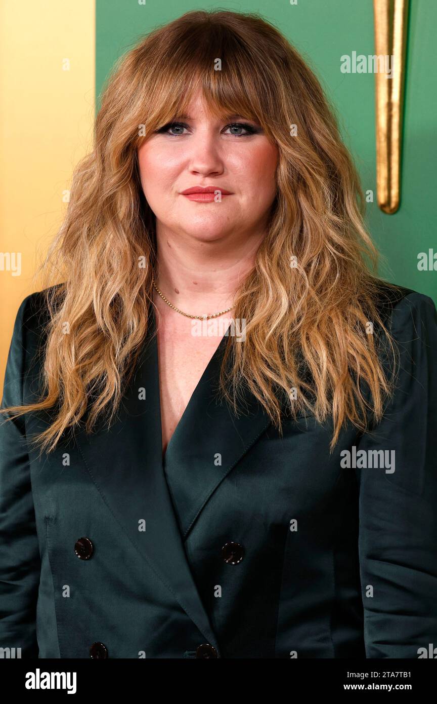 Vientre De Jillian Bell
