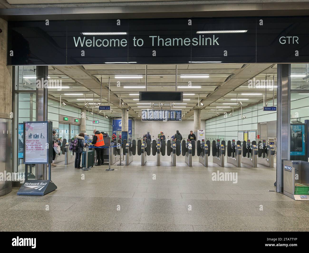 Entrance and ticket barriers to the Thameslink platforms at St Pancras ...