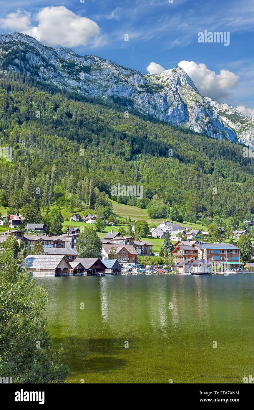 Grundlsee hi-res stock photography and images - Alamy