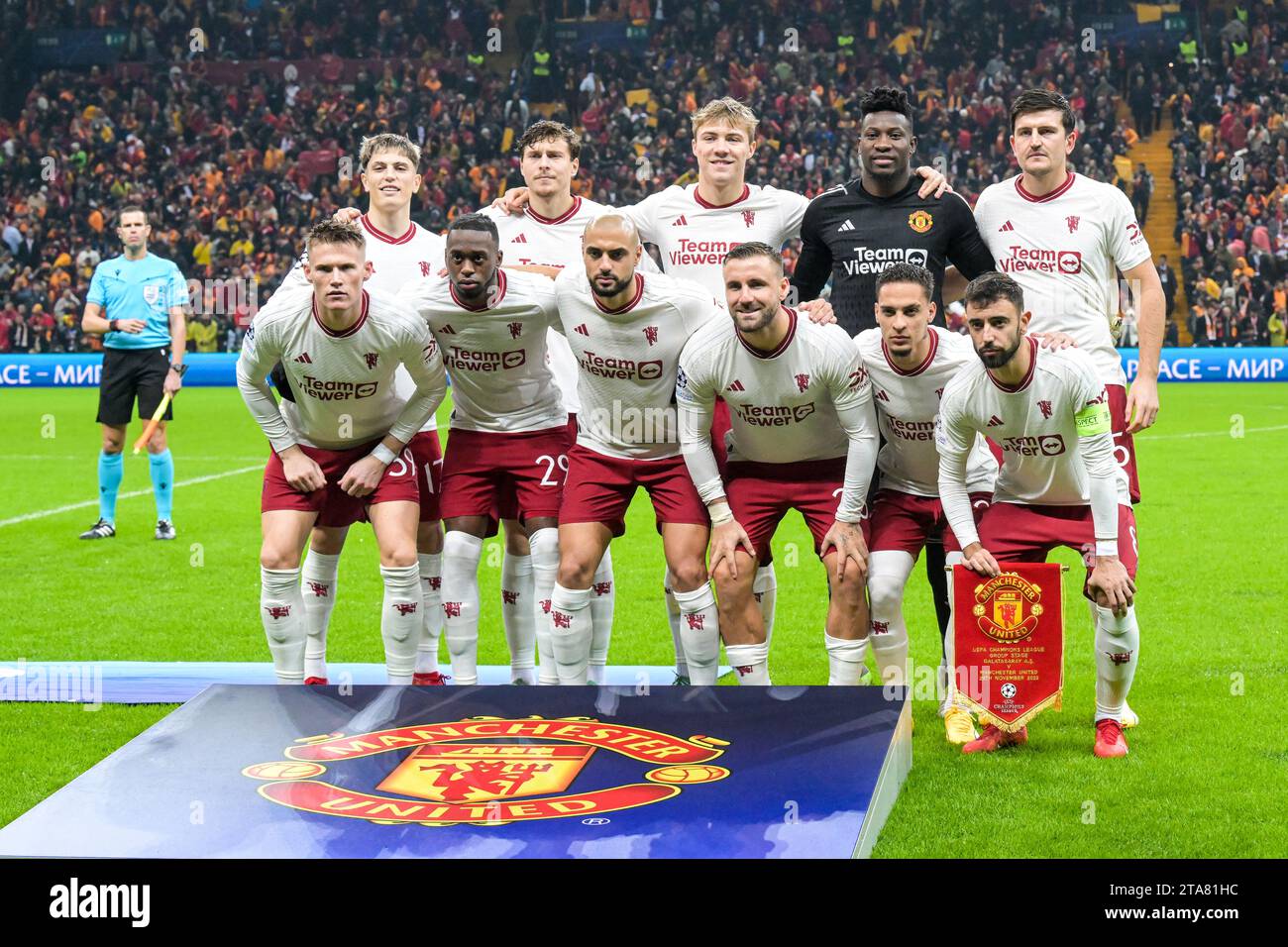 ISTANBUL - Manchester United players during the UEFA Champions League ...