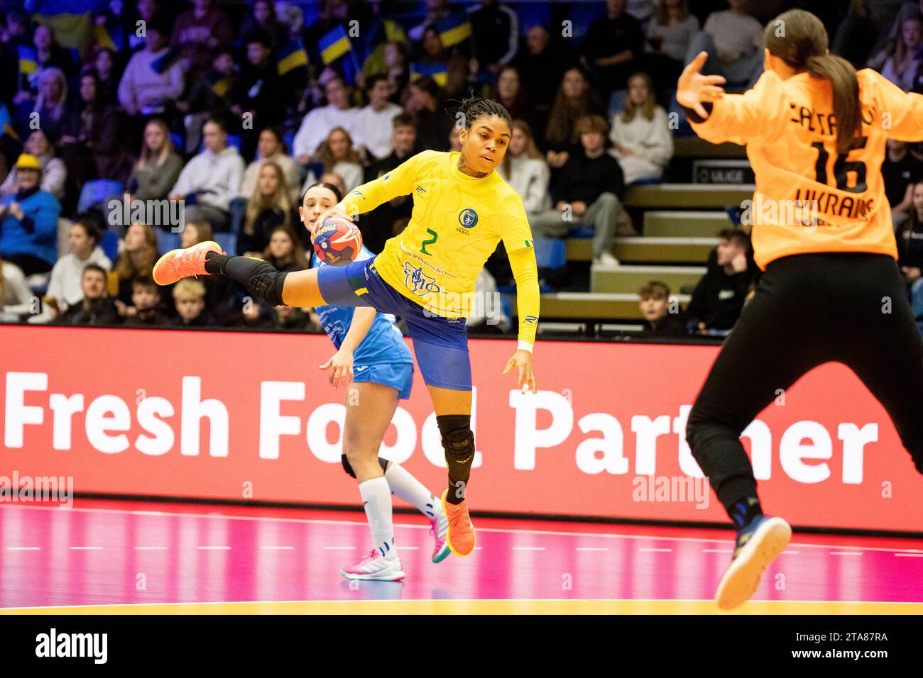 Bruna almeida de paula hi-res stock photography and images - Alamy